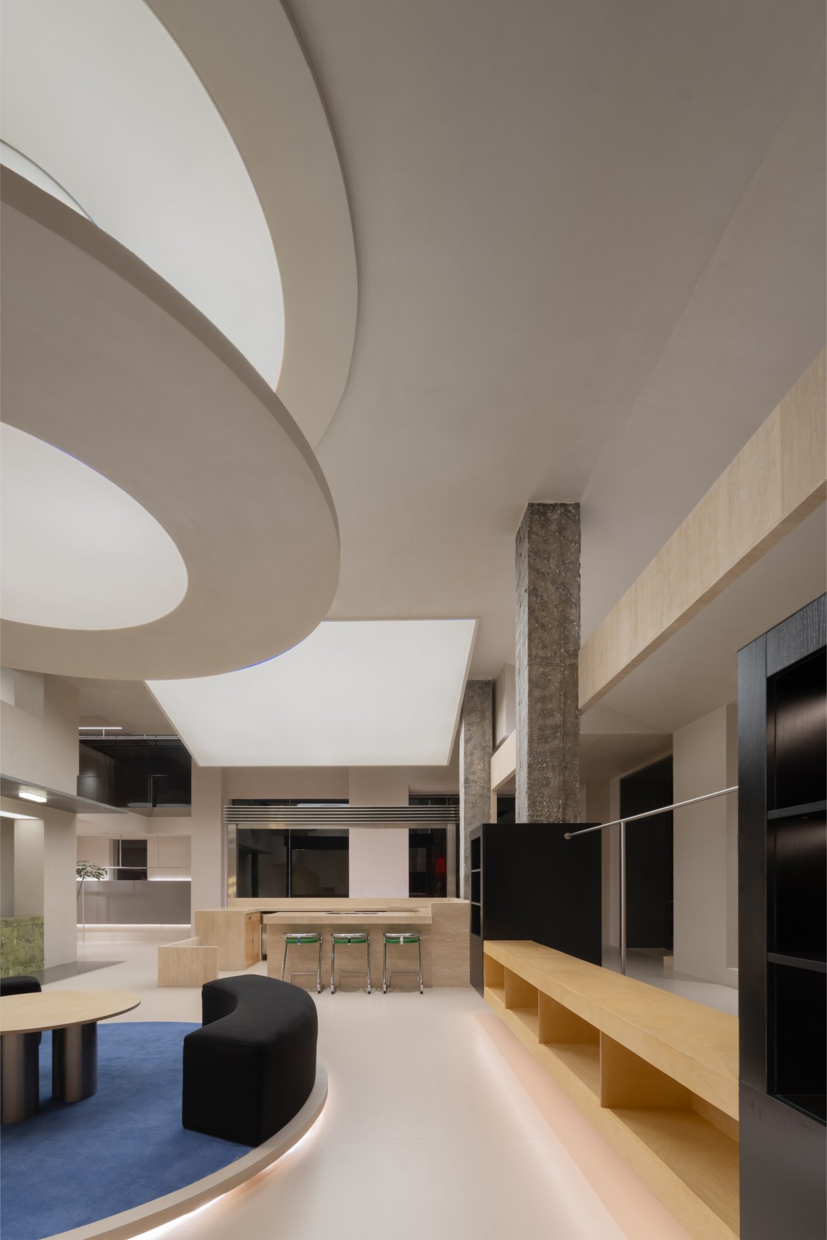 YinjiSpace - In Man Design x TMS Designer Clothing-Brand & Coffee Shop